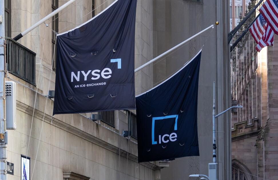 Twenty One Regains NYSE Compliance Following Governance Fix | Sandmark